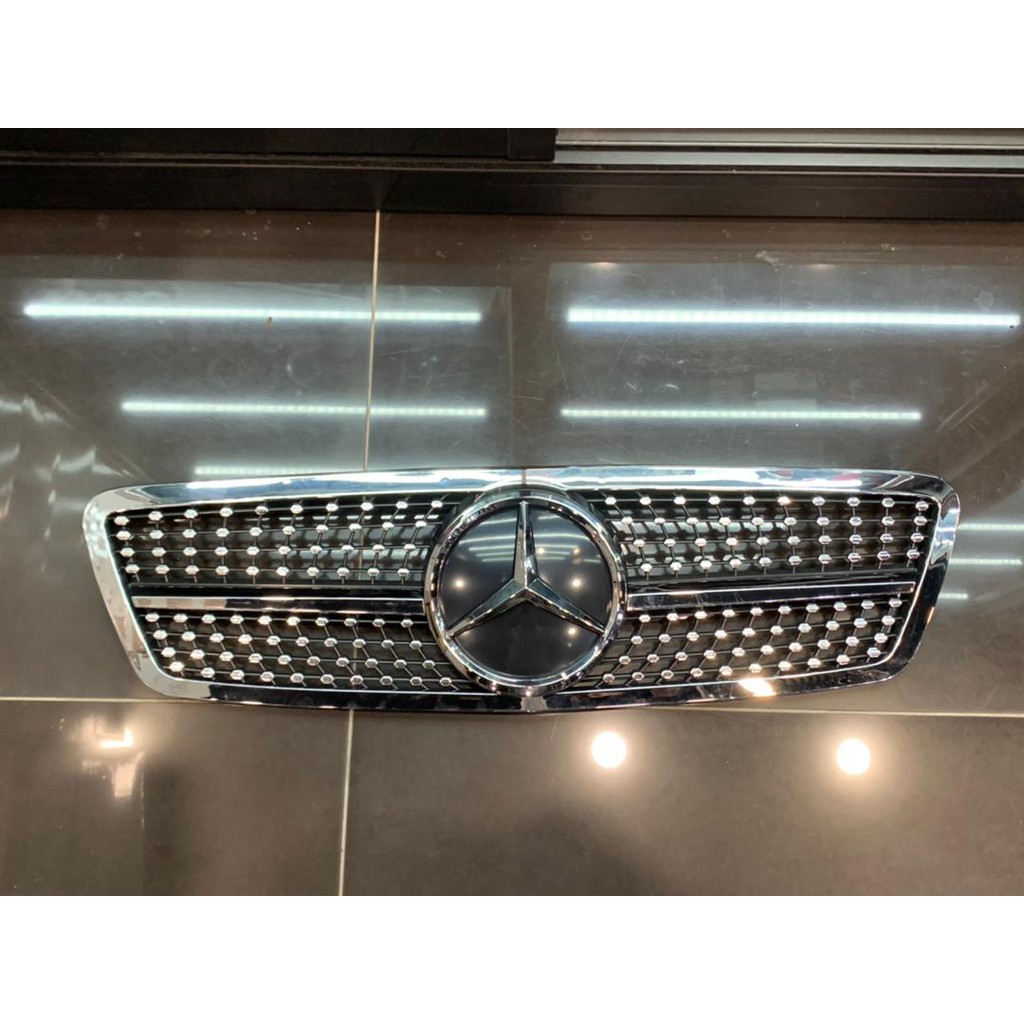 MERCEDES W203 Grille | W203 Diamond Grille | Shopee Malaysia