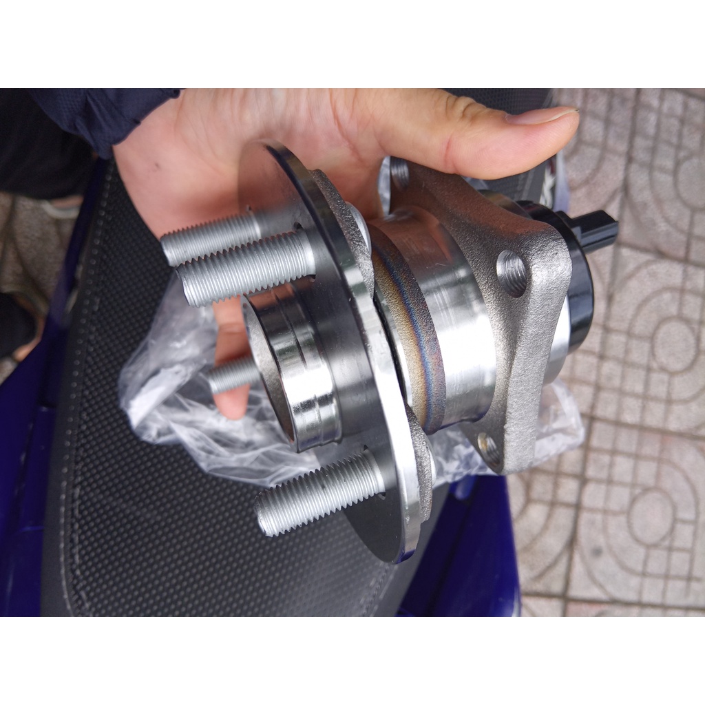 Toyota ALTIS 2008-2012 REAR WHEEL BALL CLUSTER | Shopee Malaysia