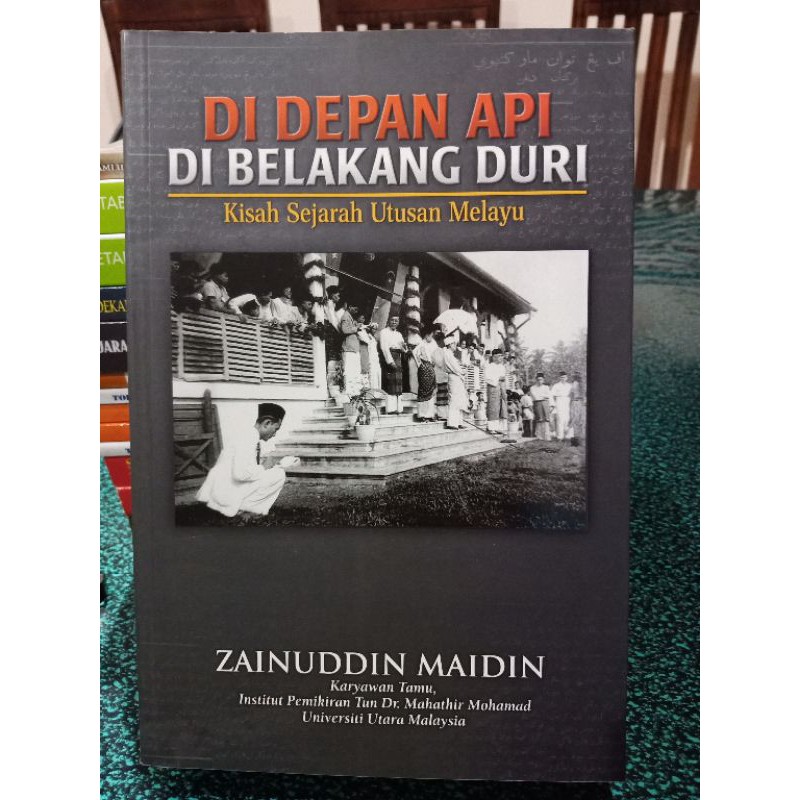 ZBH. Di Depan Api, Di Belakang Duri: Kisah Sejarah Utusan Malaysia ...
