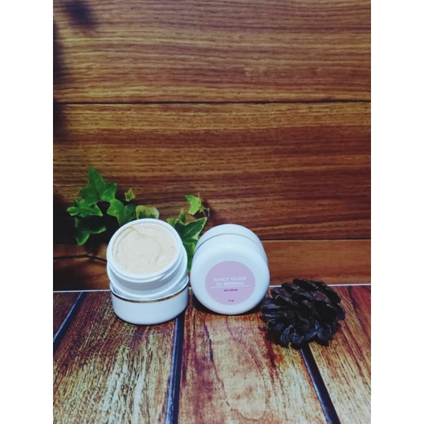 Daily glow extra whitening cream spf 30 | Shopee Malaysia