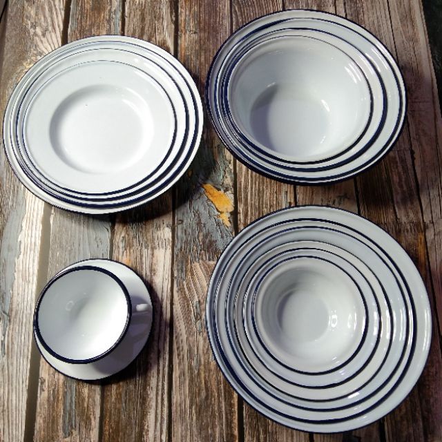 Rabbit Enamelware White / Pinggan Mangkuk Ayan / Vintage Plate /Enamel ...