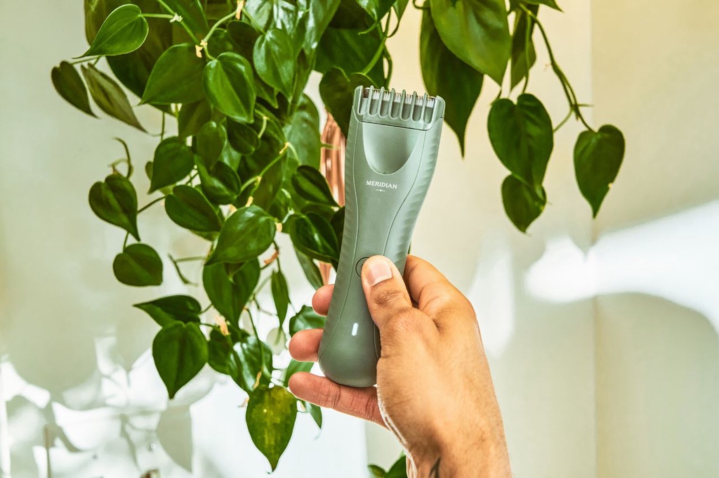 [NEW] Meridian The Trimmer Plus | Attachable Trimming Guard & LED ...