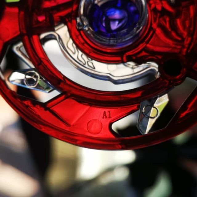Takara Tomy Beyblade A1 Maximum Garuda with A1 God Chip | Shopee Malaysia