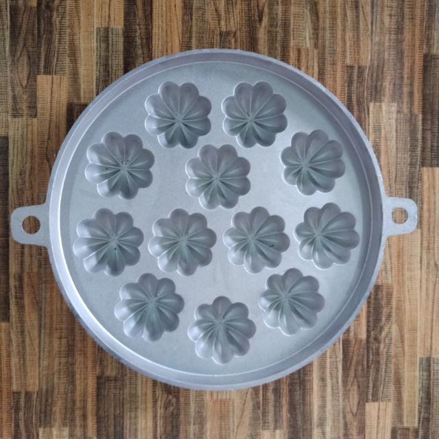 Acuan Bahulu / Kuih Cara / Bahulu Mould (12 holes) | Shopee Malaysia