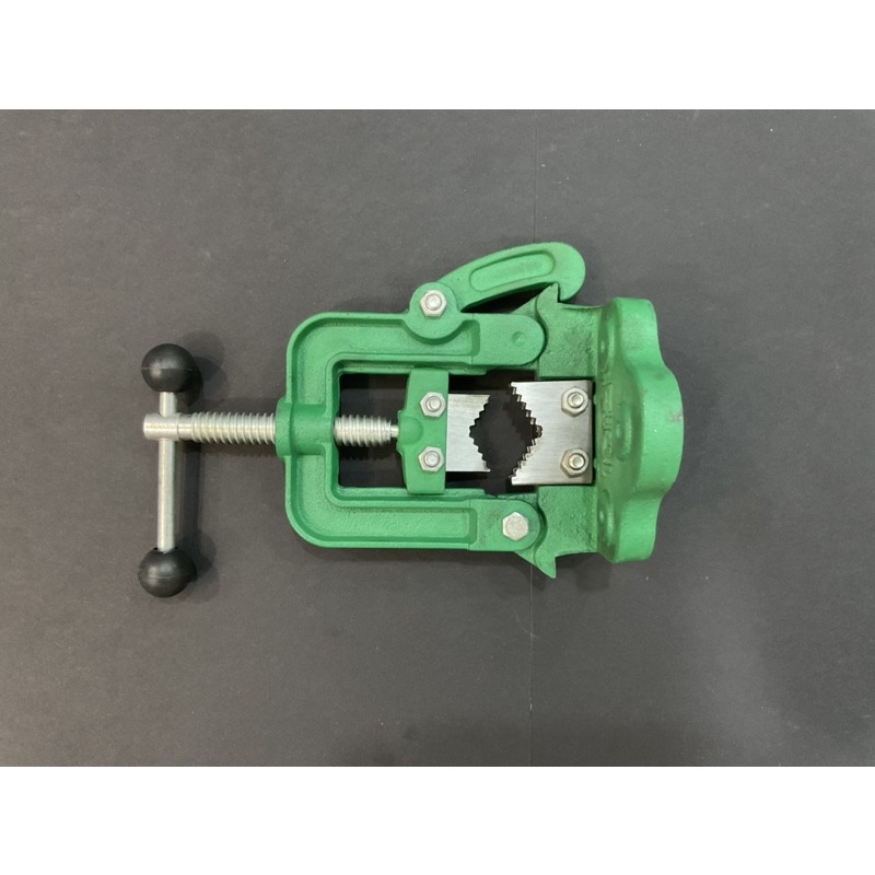 Hinge pipe vise |Toyo | Shopee Malaysia