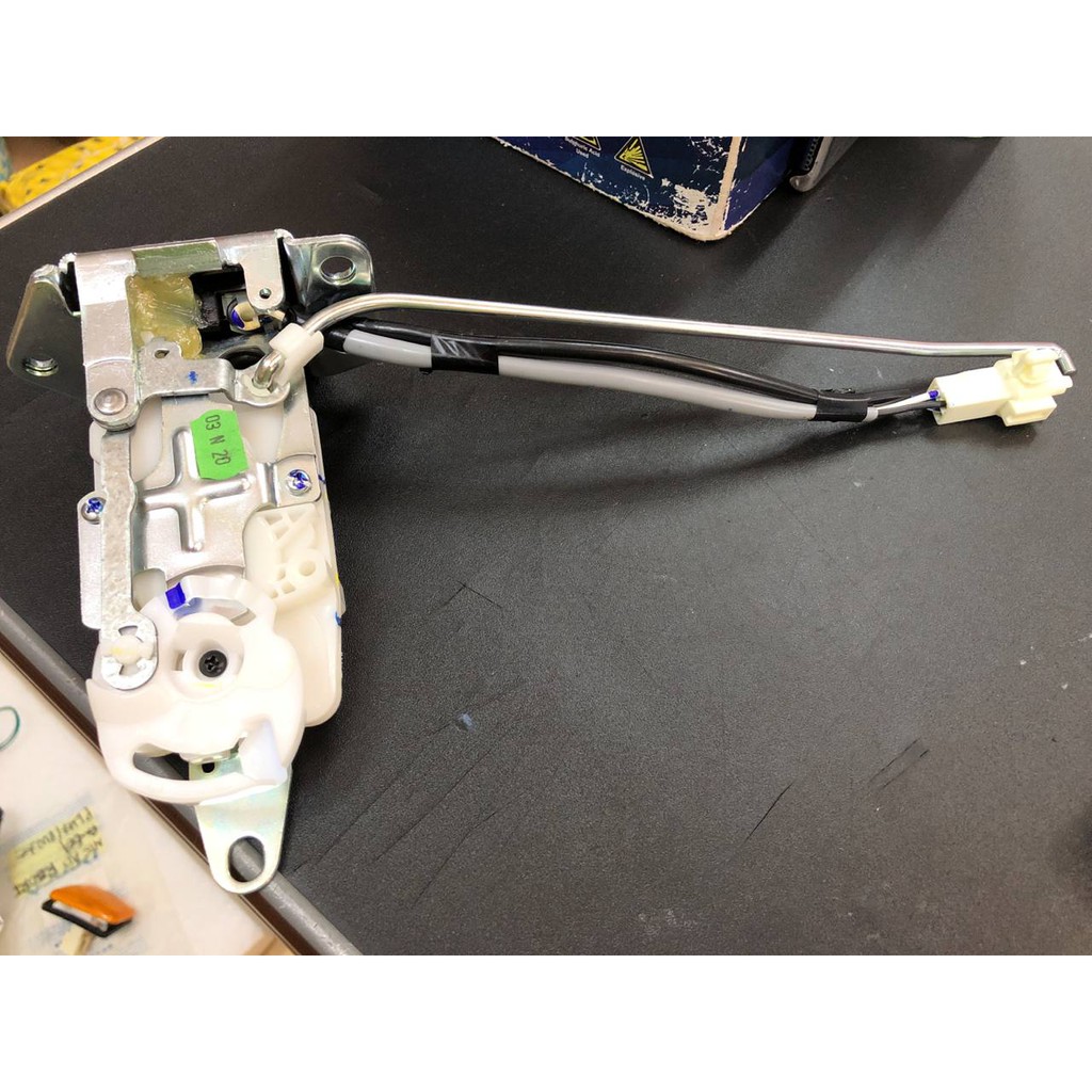 CLEAR STOCK!! PROTON EXORA REAR TRUNK BOOT LOCK WITH ACTUATOR | Shopee ...