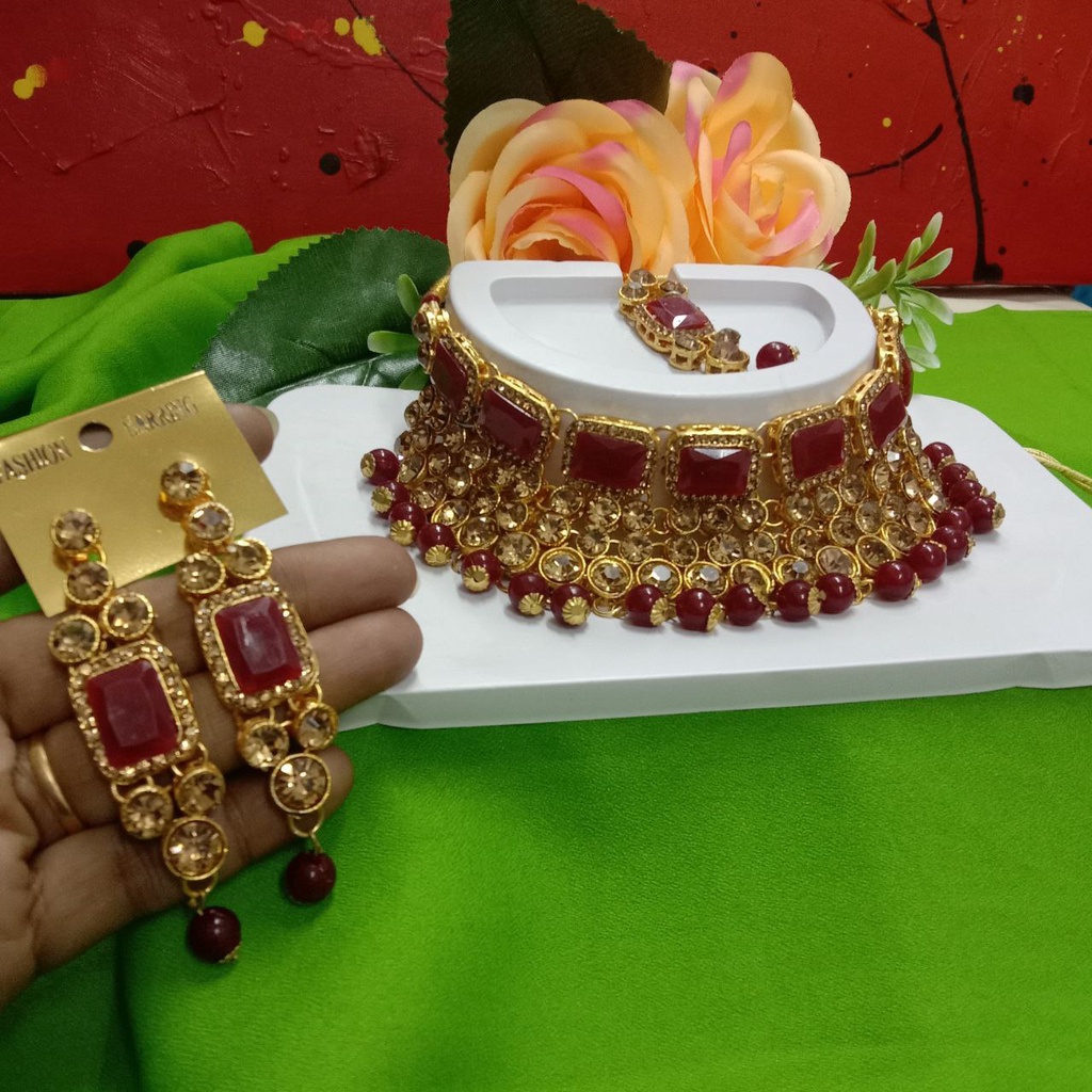 Choker / Gold Color Choker Set / Bombay Designer Choker Set / Indian ...