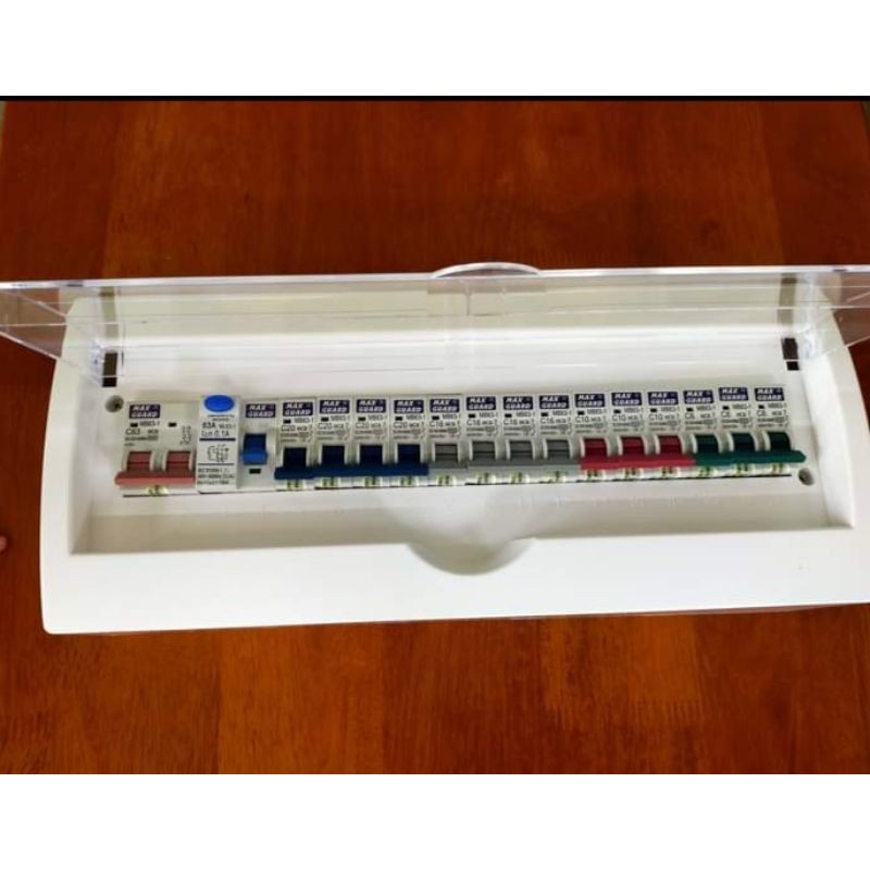 DB single phase 18 way complete set include MAIN SUIS,RCCB,MCB sirim ...