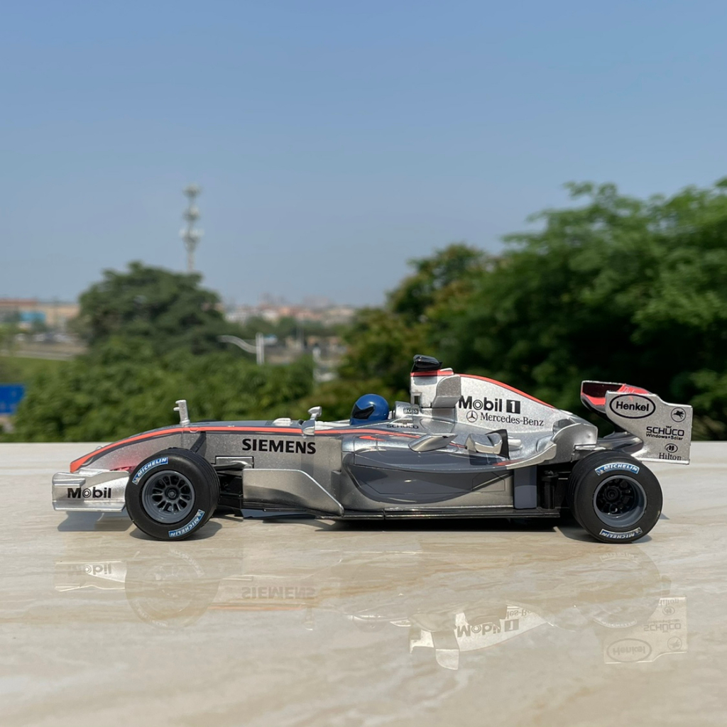 1:24 Formula 1 McLaren Racing Car Model Diecast Defected Item | Shopee ...