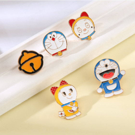 Cute Japanese Doraemon Tinkerbell Brooch Cartoon Metal Badge Alloy Anti ...