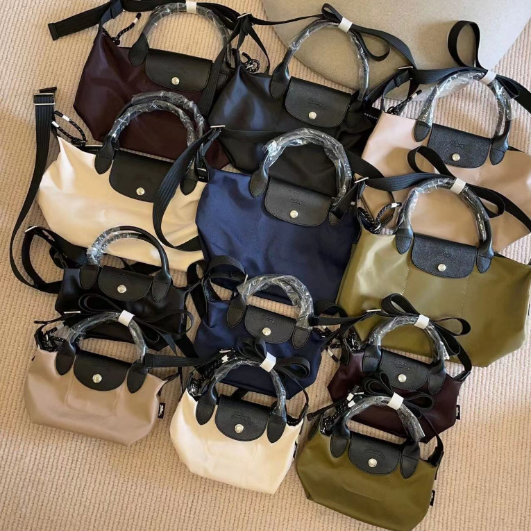 【New Colors！！】LGP Lady‘s 2023 Counter Latest Le Pliage Energy Six ...