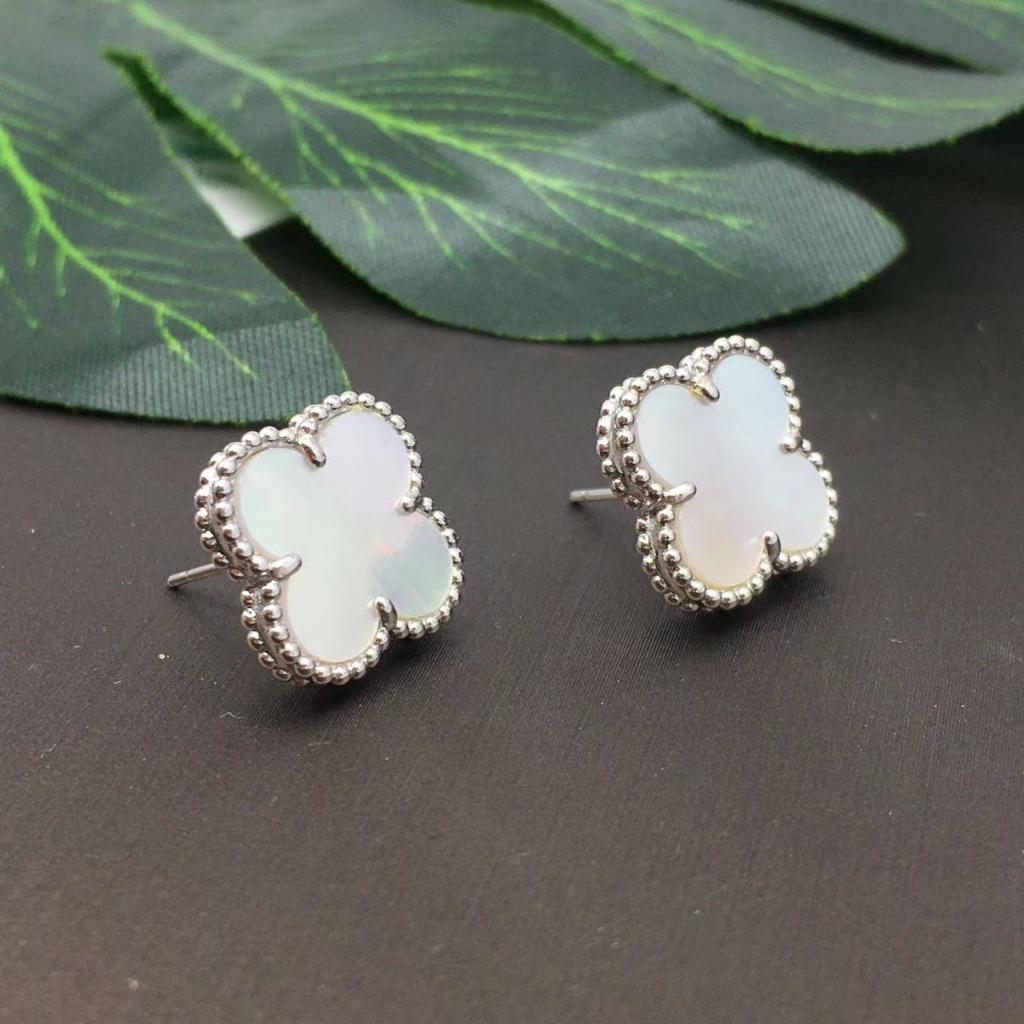 van 18k gold-plated VCA classic four-leaf clover 15mm Vintage Alhambra ...