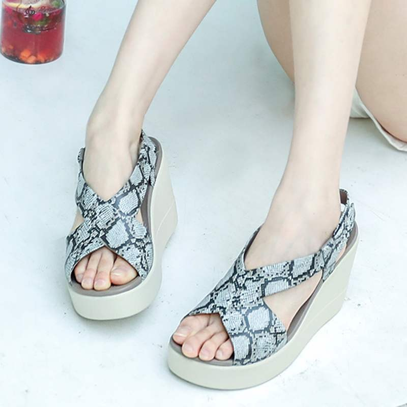 original crocs Genuine Women's Shoes Style Brooklyn Cross Strap High ...