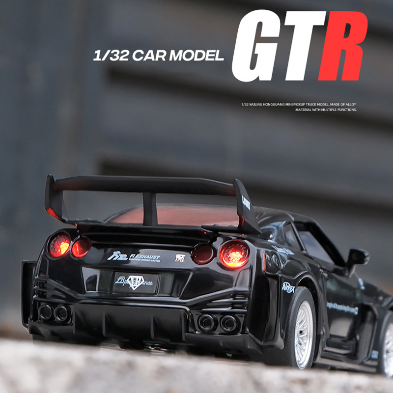 【Without box】1/32 Nissan GTR CSR2 diecast car Zinc Alloy Matel Light ...