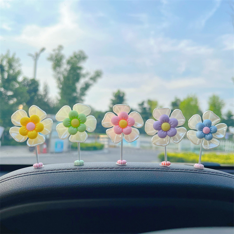Car Decoration Garnish Car Shake Head Decoration Ornament Car Shaking ...