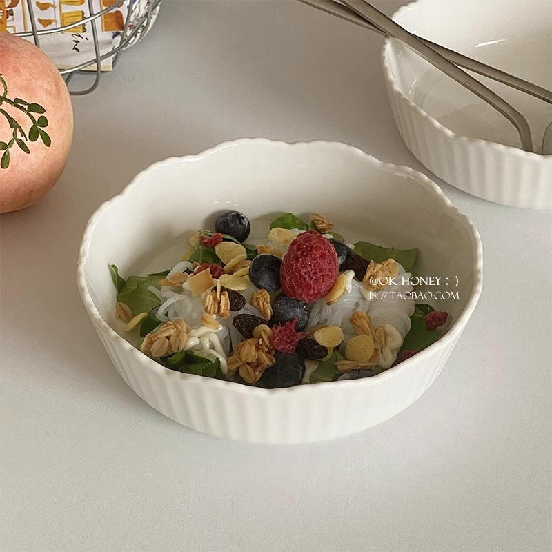 Plain white vertical pattern bas-relief lace ceramic bowl ins home ...