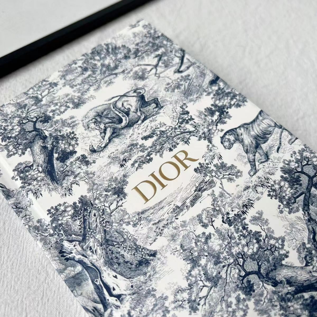 2024 D Family Retro Notebook High-value Hand Ledger Diary Notebook ...