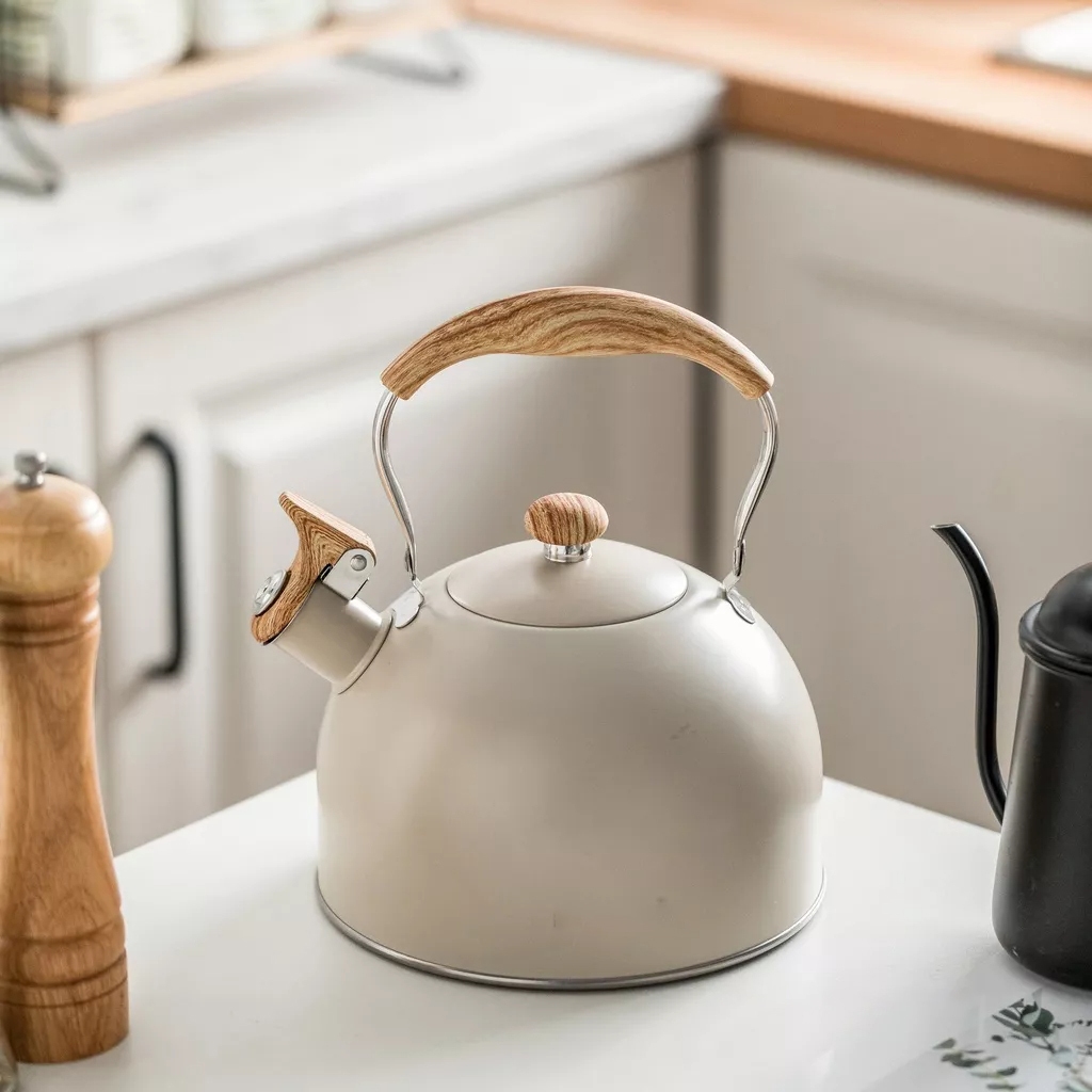 Stainless Steel Whistling Kettle Food Grade Tea Pot Compatible With Gas ...