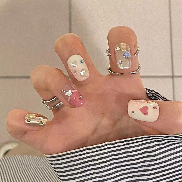 Beige Sweetheart Plaid HANDMADE Nail y2k Manicure Patch Nail art ...