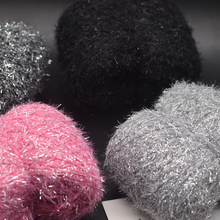 Benang Kait Shiny Feather Yarn Silky Fluffy Wool Yarn DIY Crochet ...