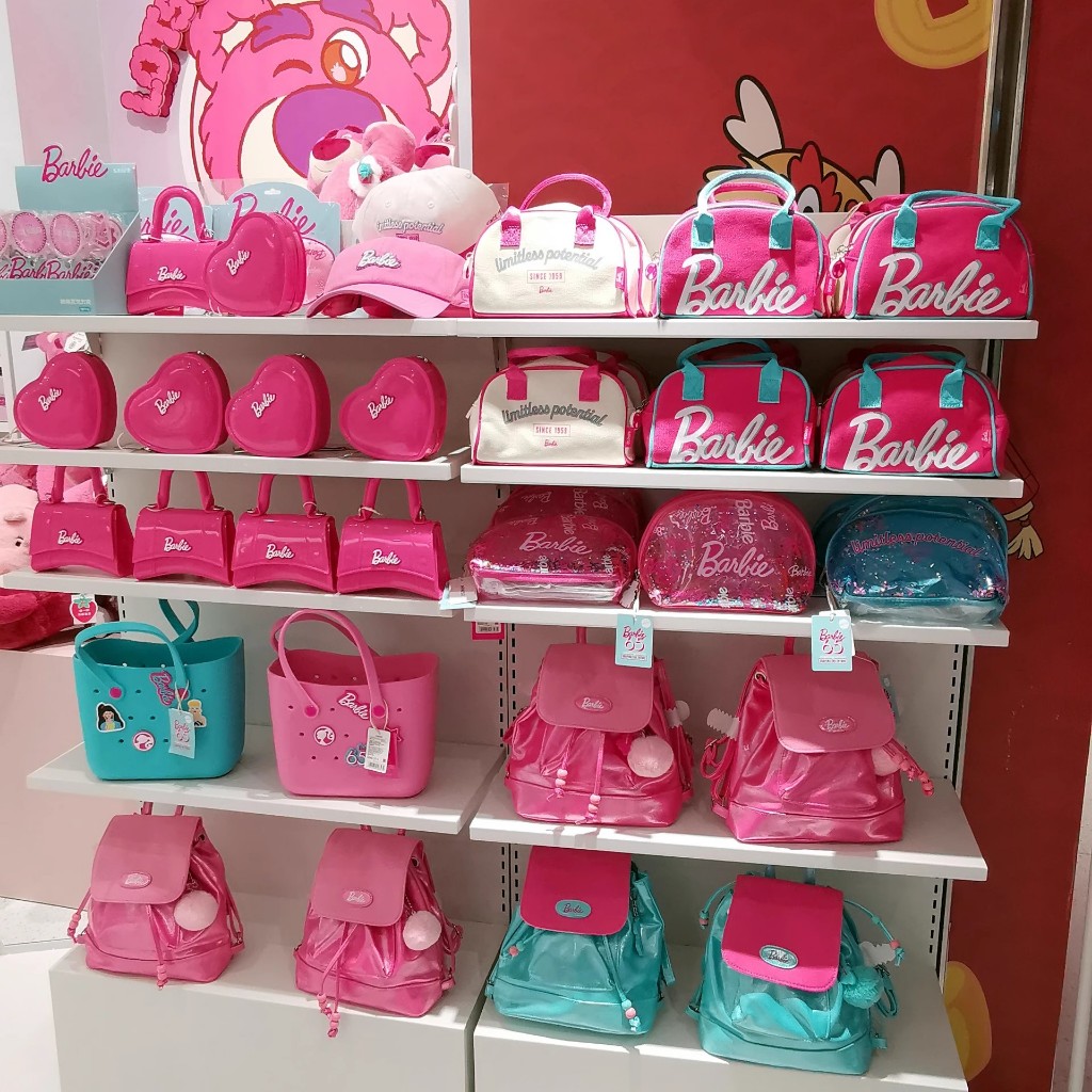 Miniso MINISO Premium Barbie Sunlight Shining Cosmetic Bag Hole Bento ...