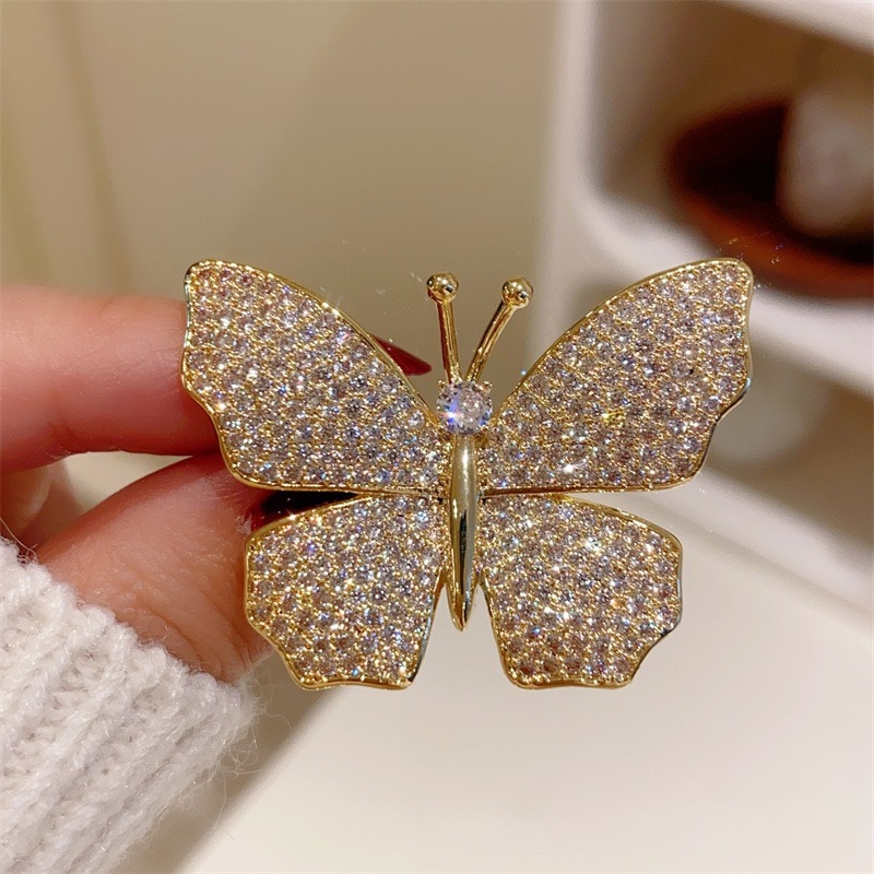 Full of diamonds exquisite and graceful butterflies butterfly brooch ...