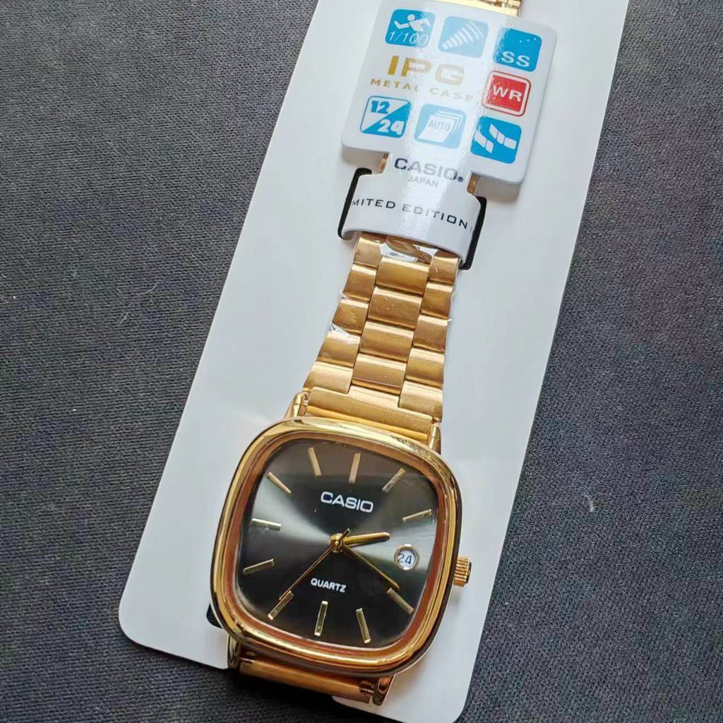 New Classic A138 Black Purple Tone Retro Watch, Colorless Stainless ...