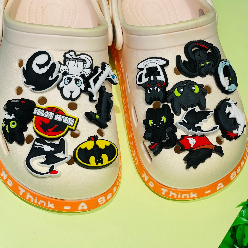 1pcs How to Train Your Dragon PVC Buckle Charms Kids Cartoon Clog Shoes ...