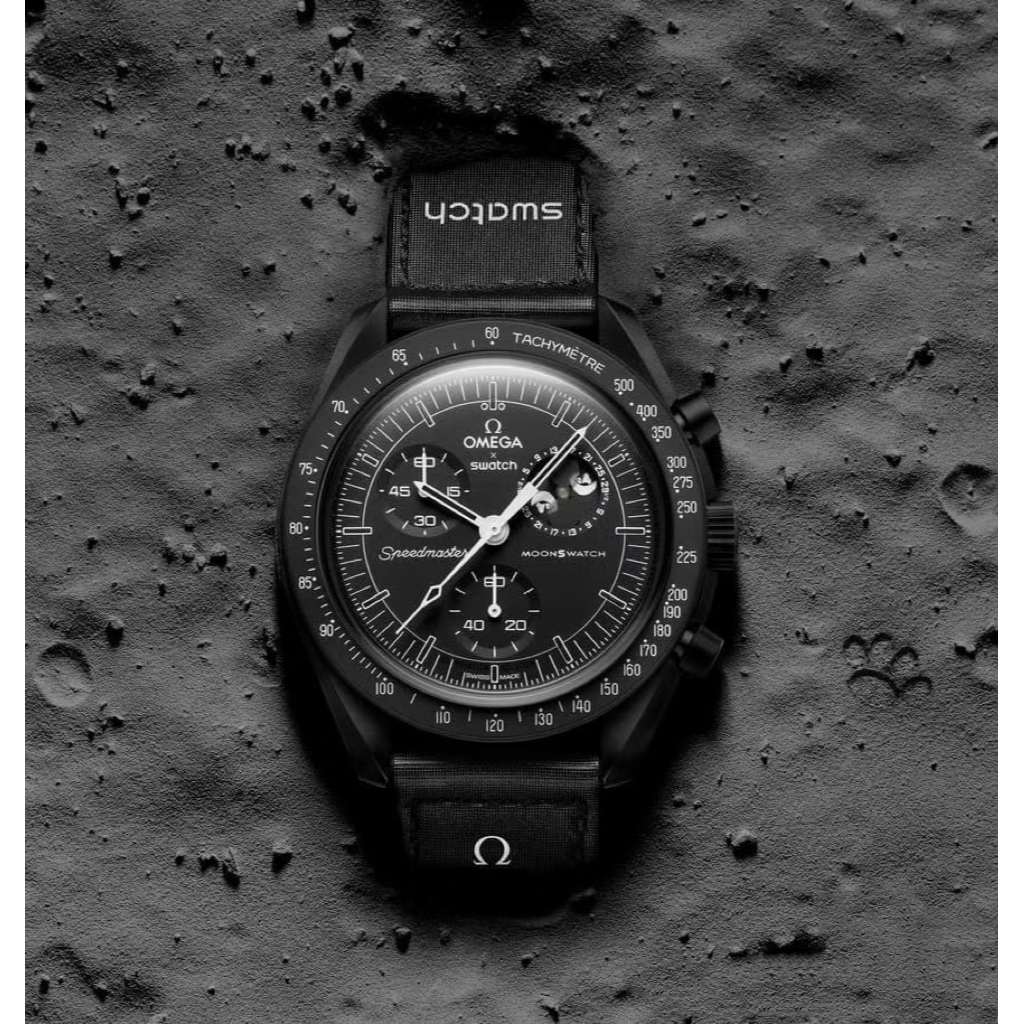 NEW!OMEGA - SWATCH Tripartite Collaboration Snoopy Couple Watch Planet ...