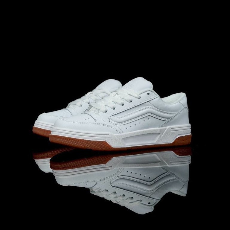 Vans Hylane White Low-Top Casual Sneakers | Shopee Malaysia