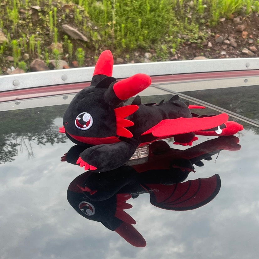 Toothless car decorations roof skylights motorcycles electric vehicles ...
