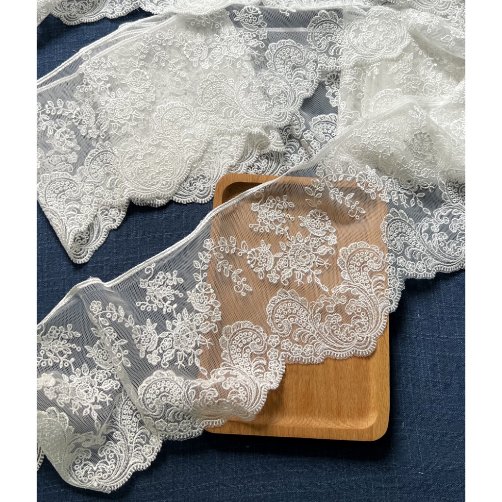 1 Meter Premium Designer Border Lace for Wedding Dress / Border Lace ...