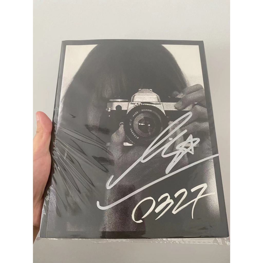BLACKPINK LISA AUTOGRAPHED SIGNED PHOTOBOOK 0327 NORMAL VERSION K-POP ...