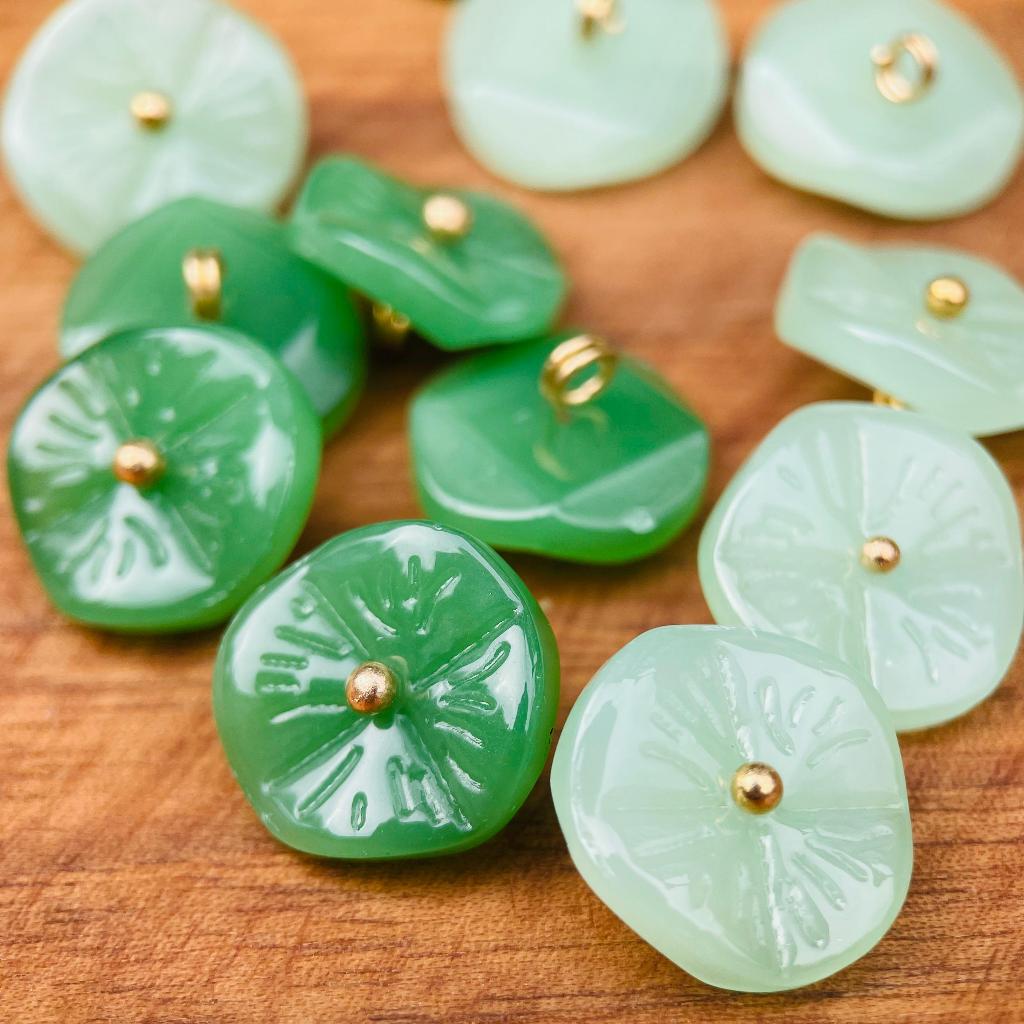 Jade Lotus Leaf Vintage Style Buttons for traditional clothing and ...
