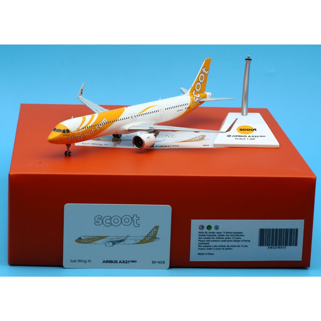 EW221N013 Alloy Collectible Plane Gift JC Wings 1:200 Scoot Airlines ...