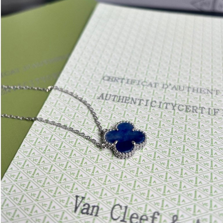 2025 Van Cleef Clover Necklace, Peter Stone Necklace, Complete Package ...