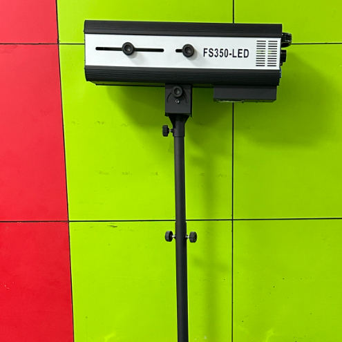 Flight Case Highpower Wedding Light/ Double Focusing LED 350W Stage ...