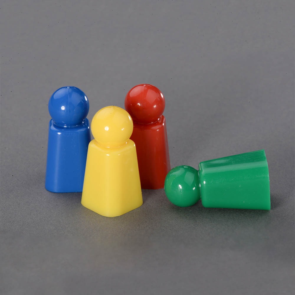 Gifthing Round-Headed Square Plastic Chess Piece Token Chess Piece ...