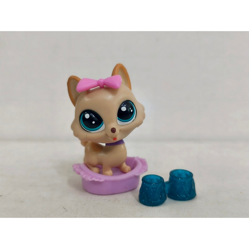 LPS Figure Yellow Corgl Regalton #28 With Accessories Littlest Pet Shop ...