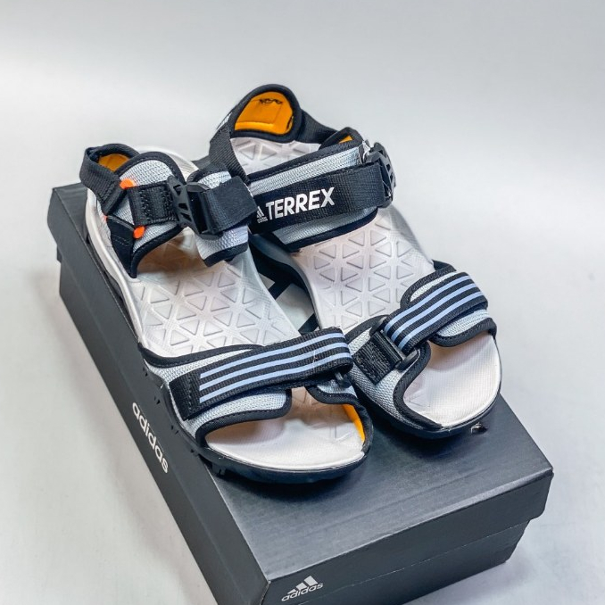 Adidas CYPREX ULTRA SANDAL DLX Outdoor Sandals | Shopee Malaysia