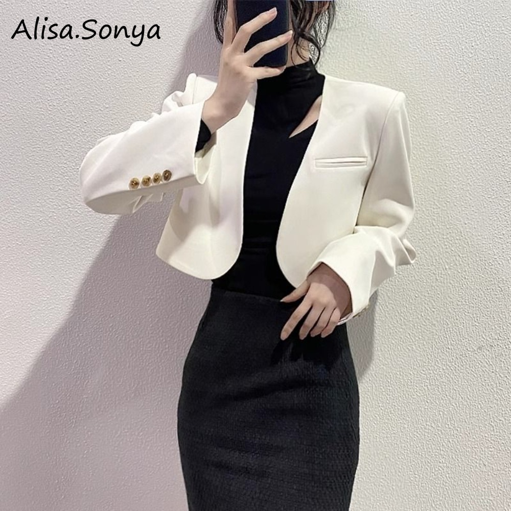 Alisa.Sonya Women's Short Round Neck Suit With French Style Right ...