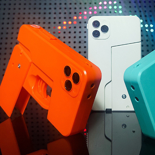 Foldable iPhone Water Gun Automatic Burst Double-Headed Jet Water ...