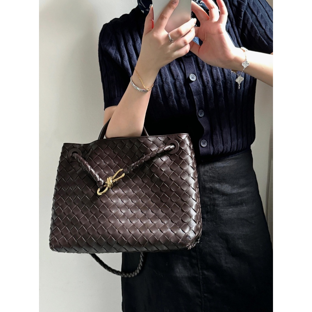 【Boutique】BV Andiamo Hand Tote Bag, Medium Size Genuine Leather Metal ...