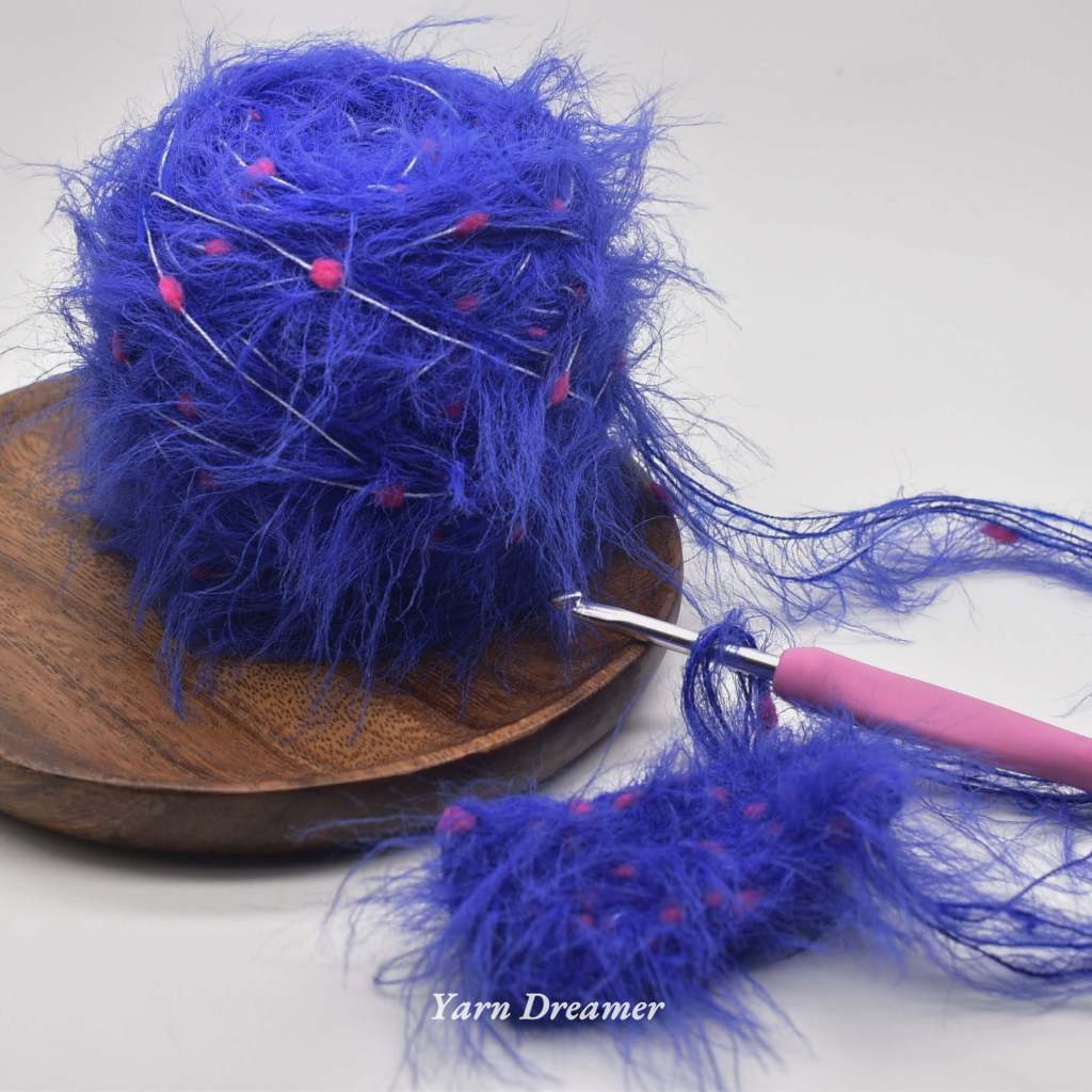 Benang Kait Benang Crochet Yarn Crochet Blue Plush Yarn Fur Yarn Dots ...
