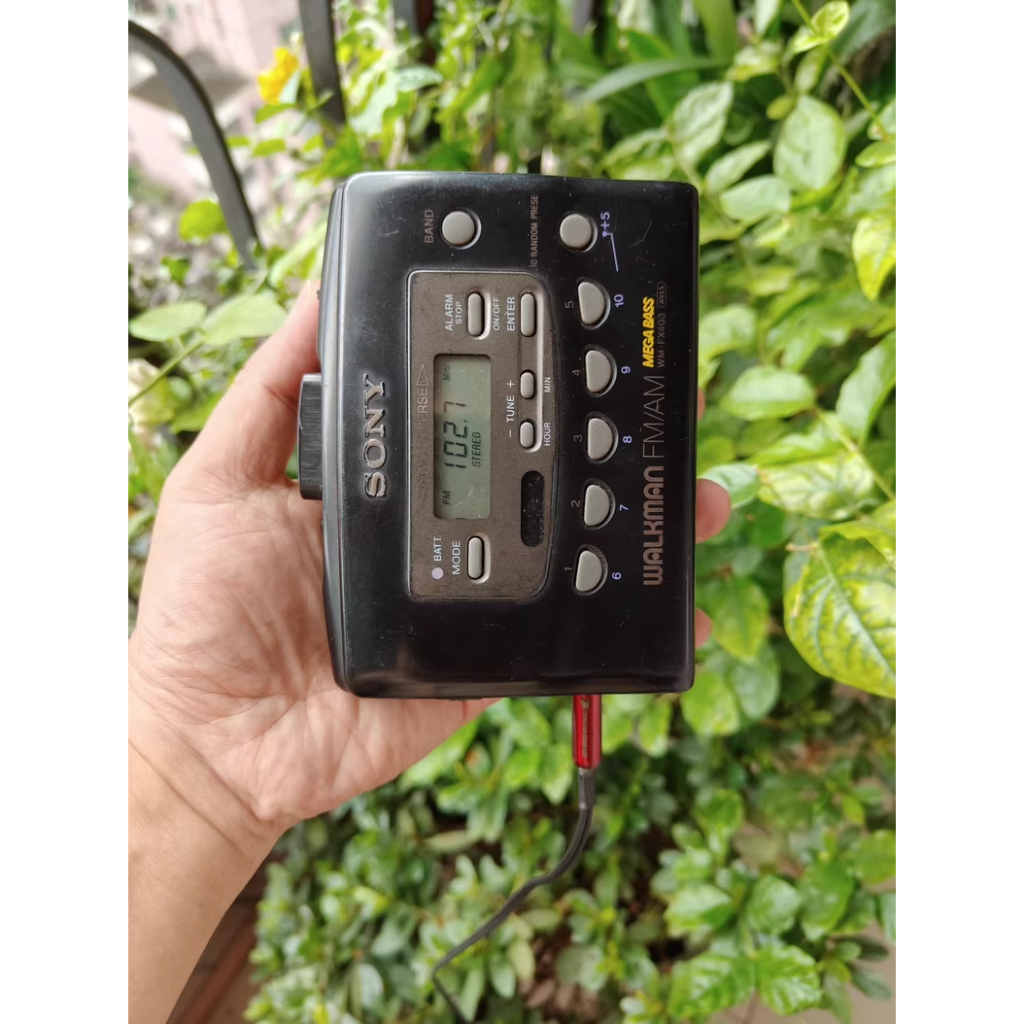Sony WM-FX403 Tape Walkman (1990) -4 Series Simulated Flavor The ...