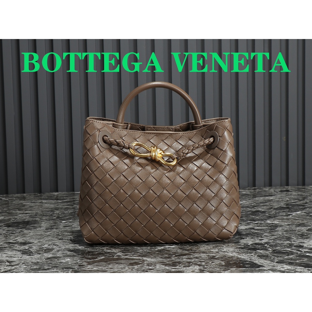 Bottega Veneta Summer Series Andiamo Handbag ANDIAMO Tribute to Classic ...