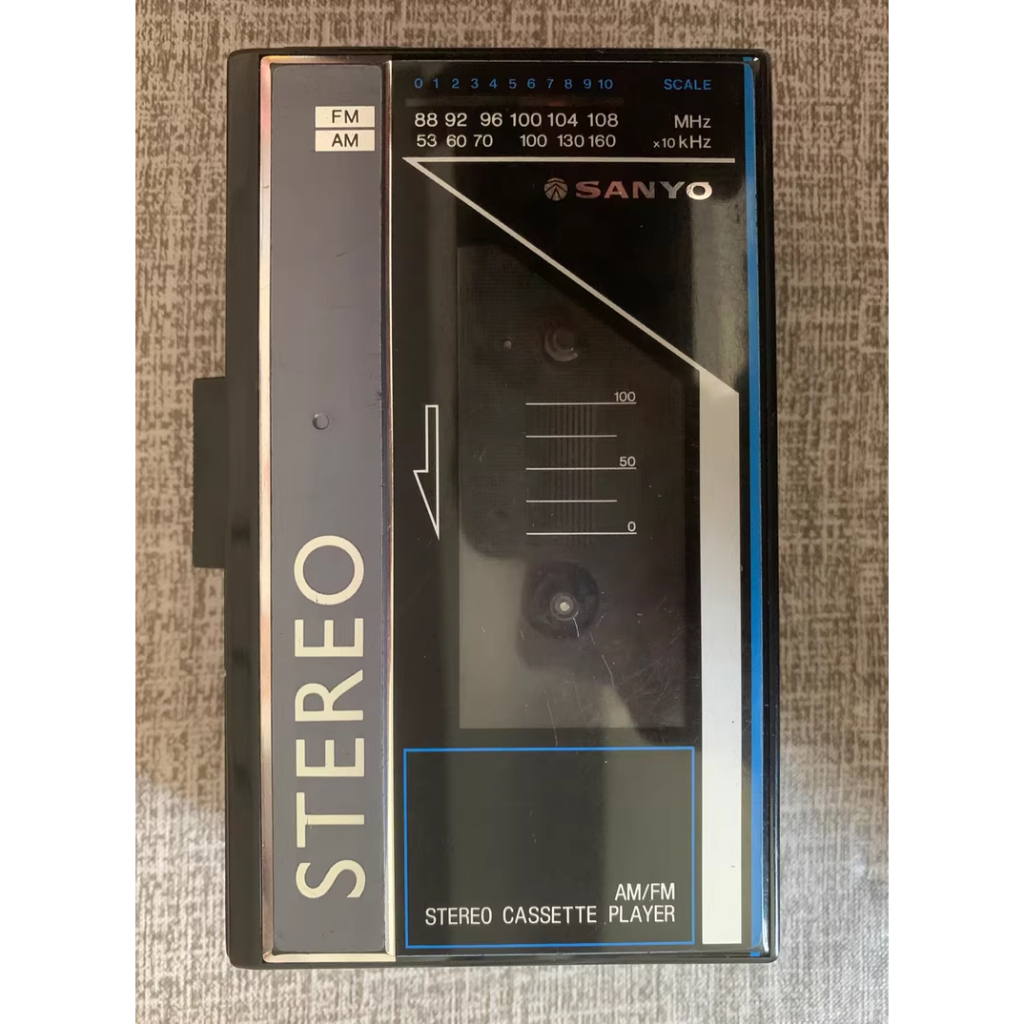 Vintage Sanyo Big Window Cassette Walkman - Clear Sound, High Power ...