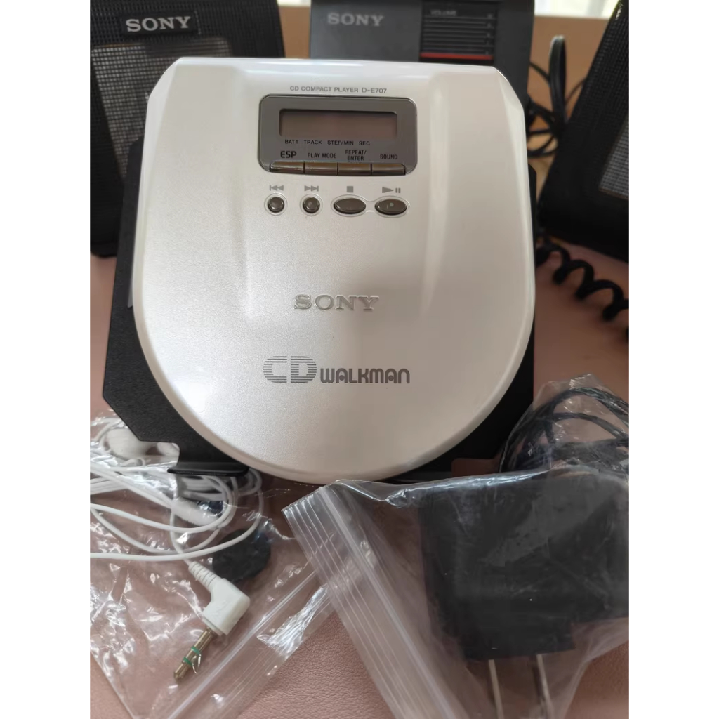 Sony D-E707 Portable CD Player | Optical Output | Silver Classic ...