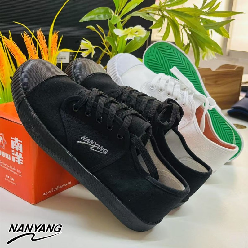 2026 [COD] Black Nanyang/35-44/Kasut Bola Sepak Takraw/Kasut Sekolah ...