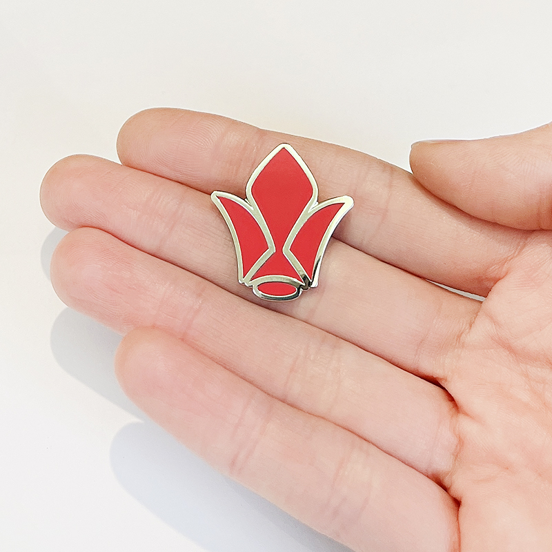 The Gundam Tekkadan logo enamel pin anime metal badge brooches jewelry ...